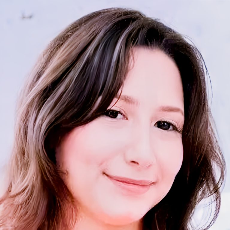 Lola Bredly – Biography Wiki 360