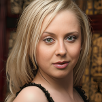 MollyRedWolf – Biography Wiki 360